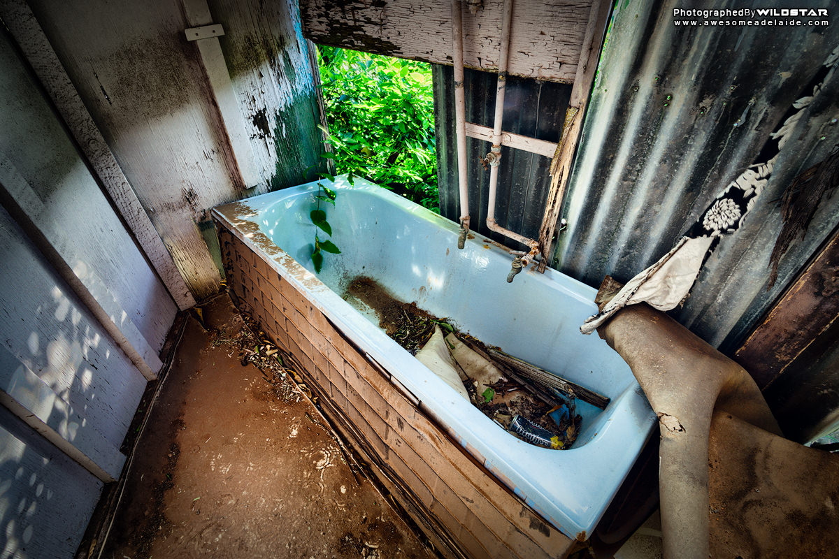 Urban Exploring: Bikes & Bits — Adelaide